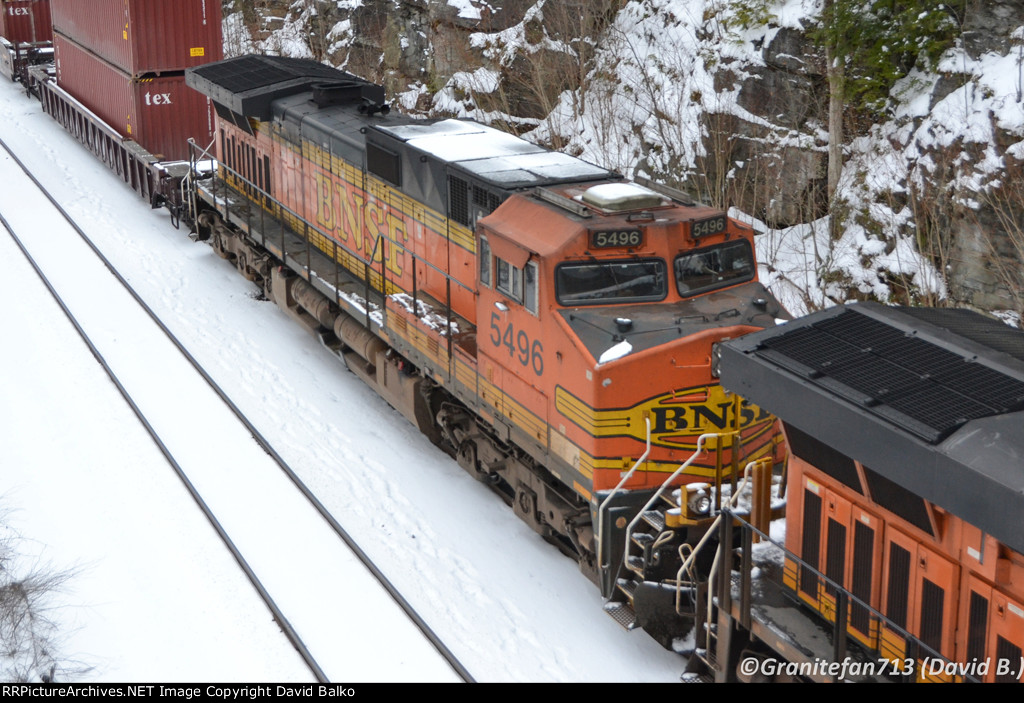 BNSF 5496